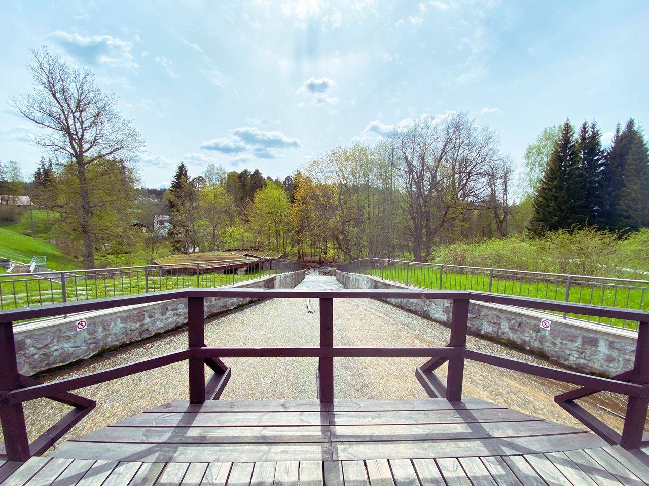 Tepera ezers un vecais parks. Smiltene, Latvija