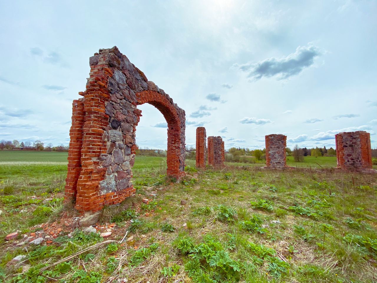 (En) Stonehenge in Smiltene, Latvia