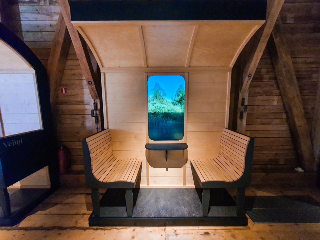 Kitsarööpmelise raudtee muuseum Aluksnes. Läti