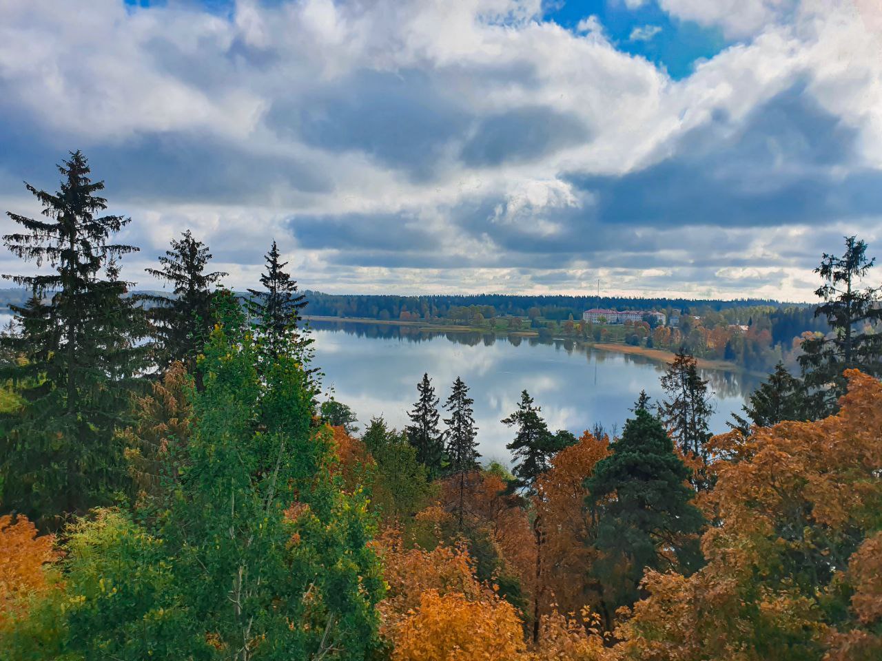 Observation tower in Aluksne