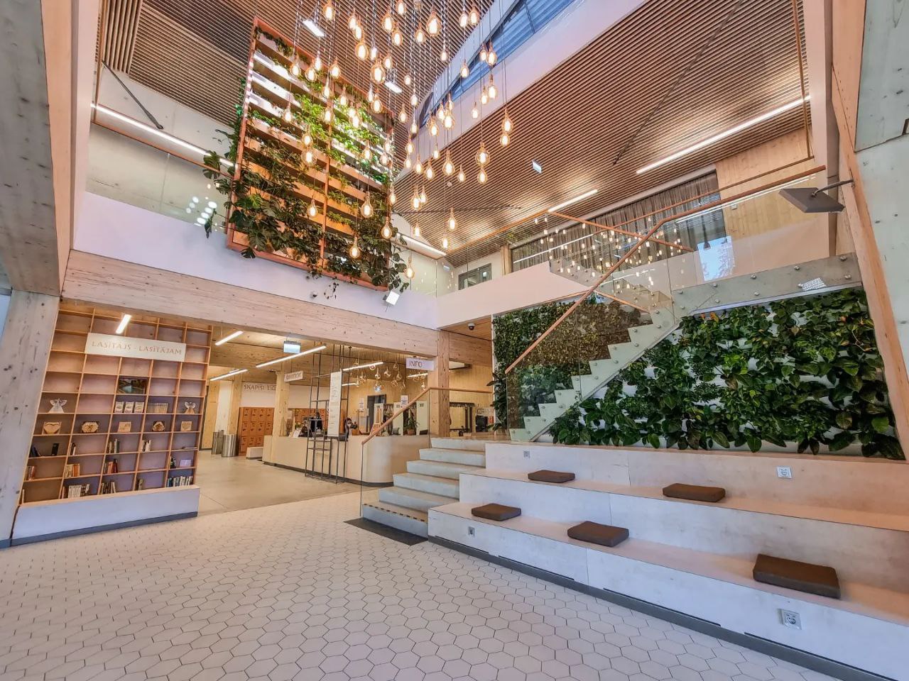 Центральная библиотека Огре. Латвия