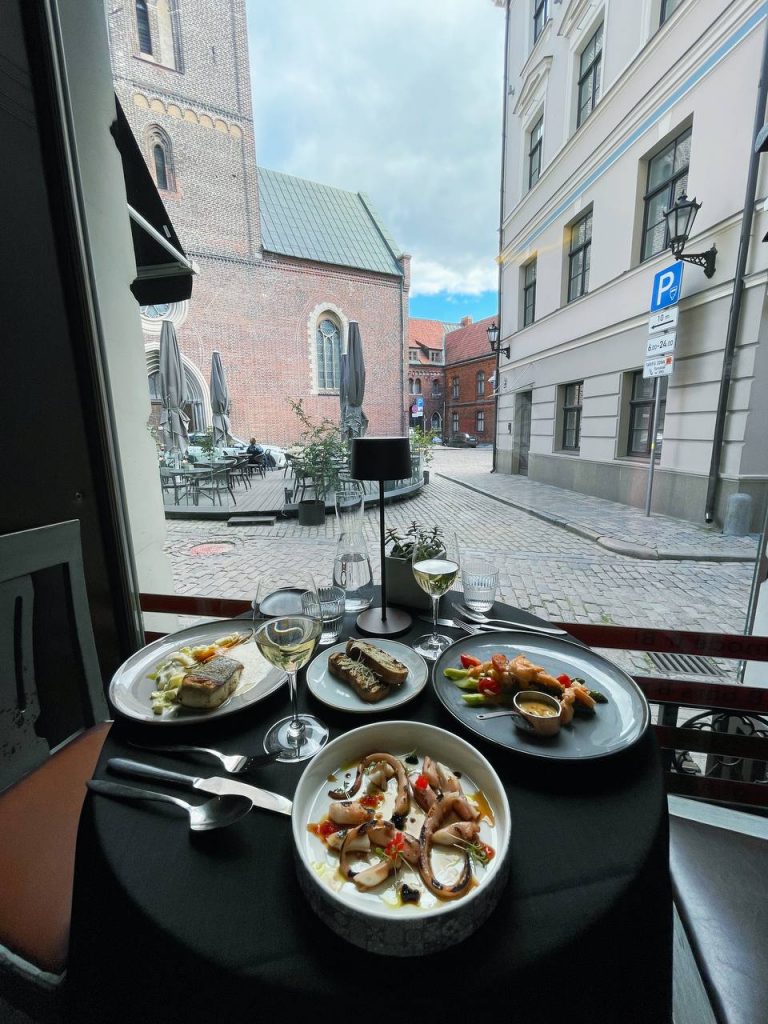 10 galvenās Vecrīgas apskates vietas patīkamai pastaigai