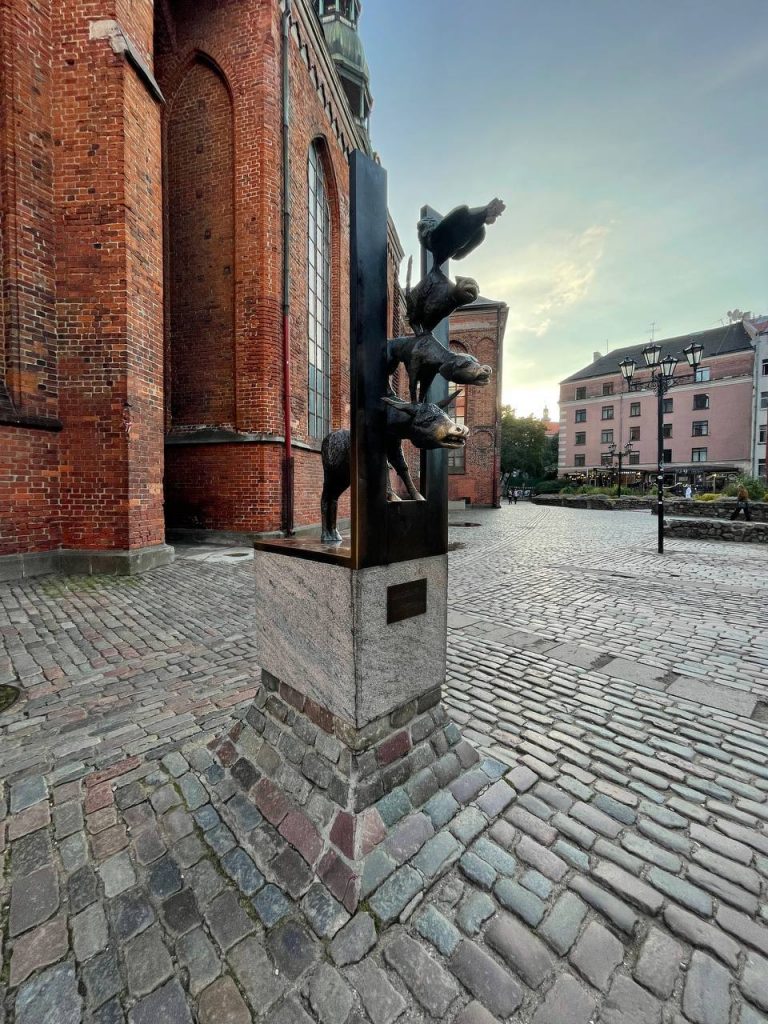 10 galvenās Vecrīgas apskates vietas patīkamai pastaigai