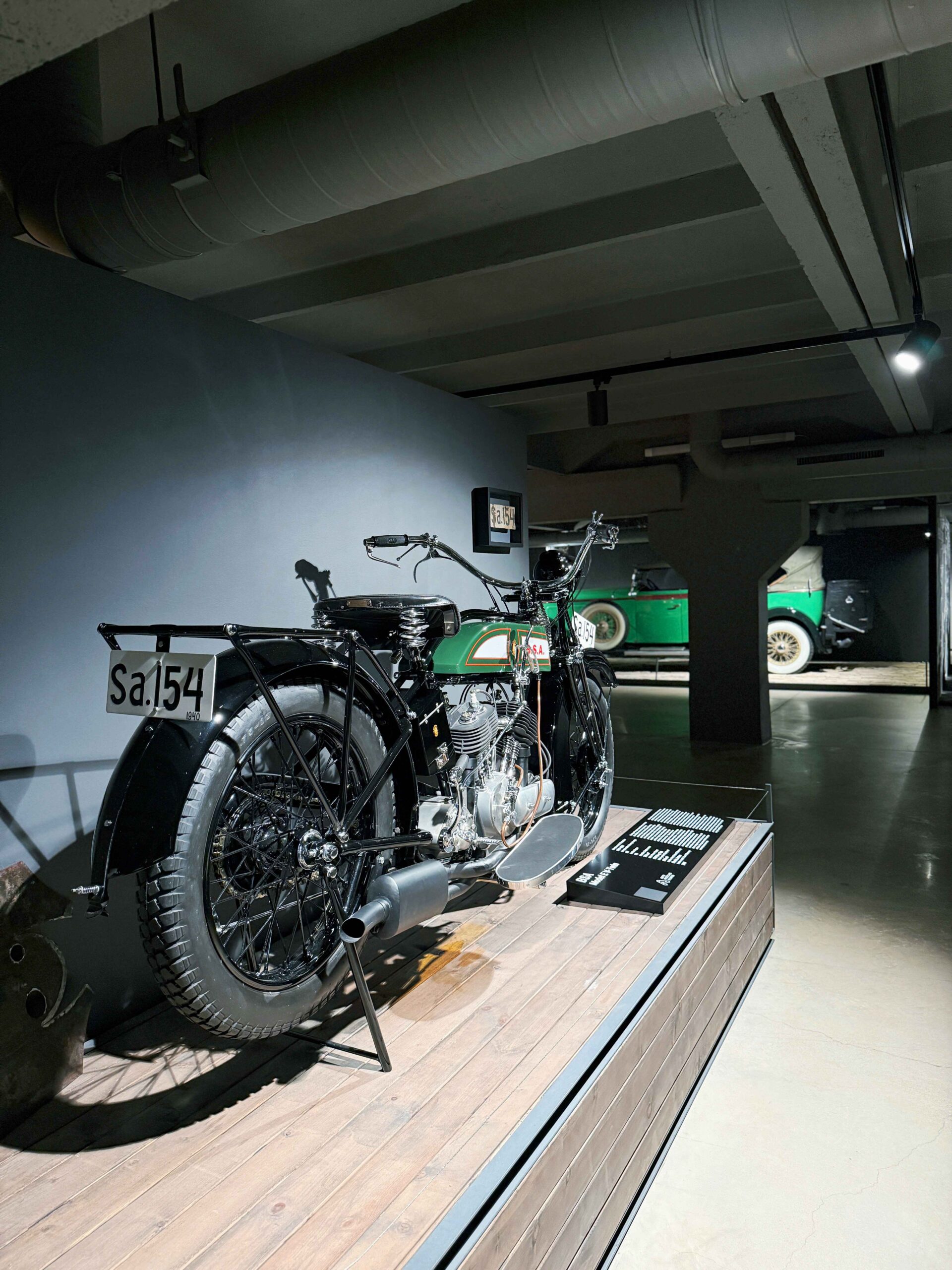 Didžiausias automobilių muziejus Vilniuje, Lietuvoje